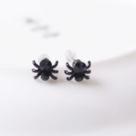 Cute Spider Earrings Studs on Luulla