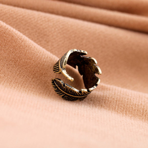 Retro Bronze Feather Nice Ring on Luulla